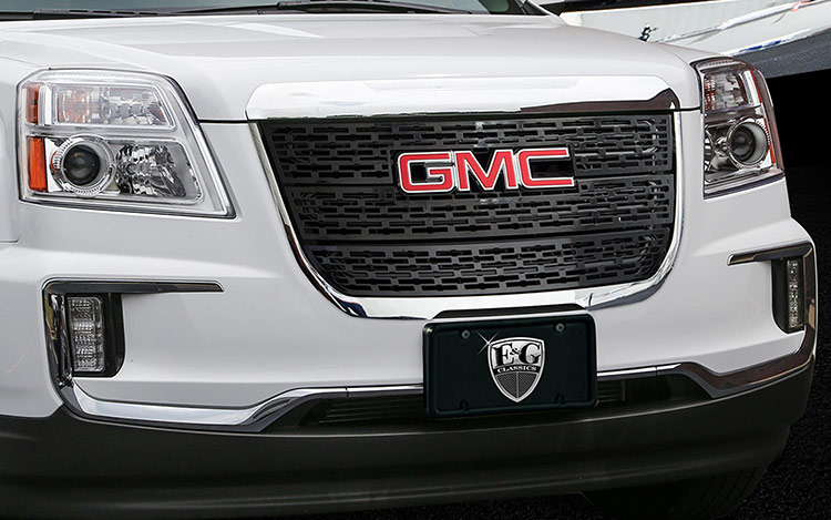 E&G Classics Grille GMC 2500HD 3500HD Sierra Yukon Denali